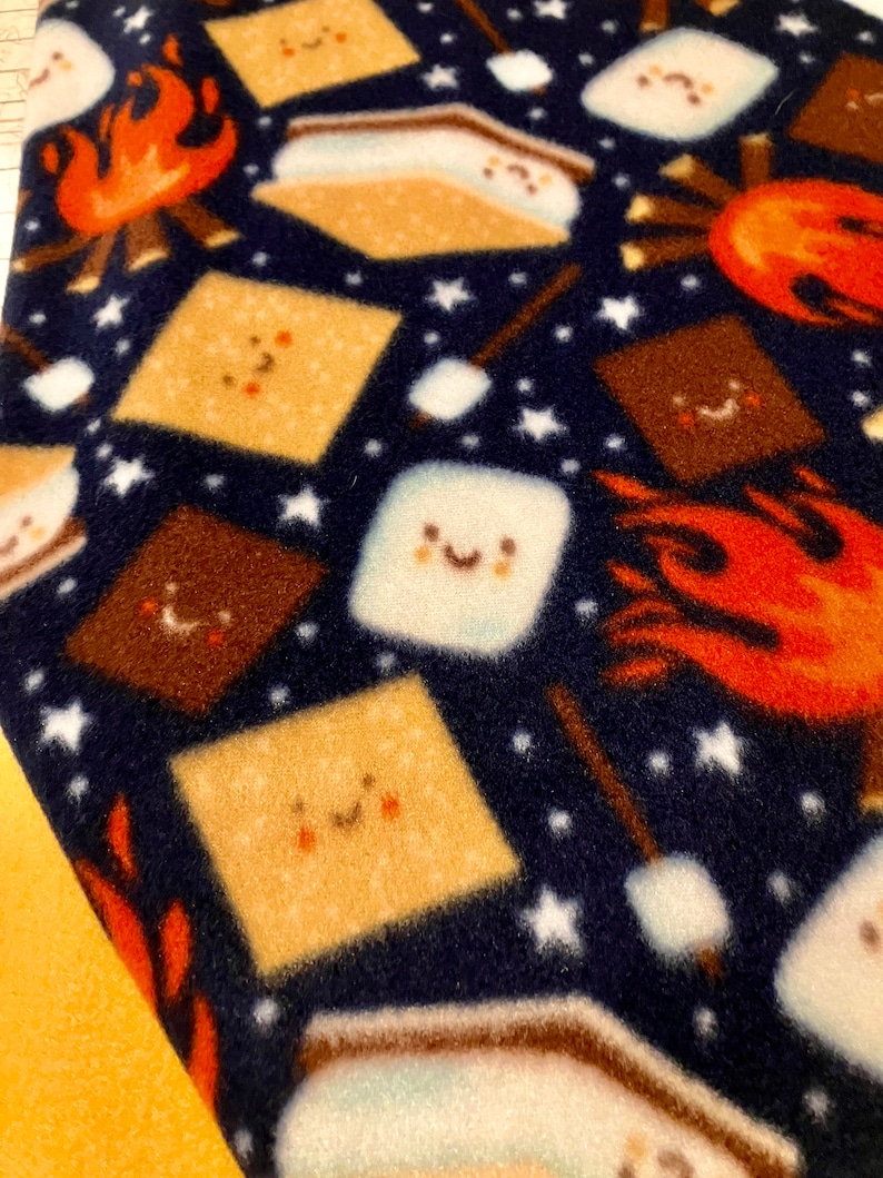 NICU Giraffe Incubator Covers in Fleece Baby Prints for Premature ...