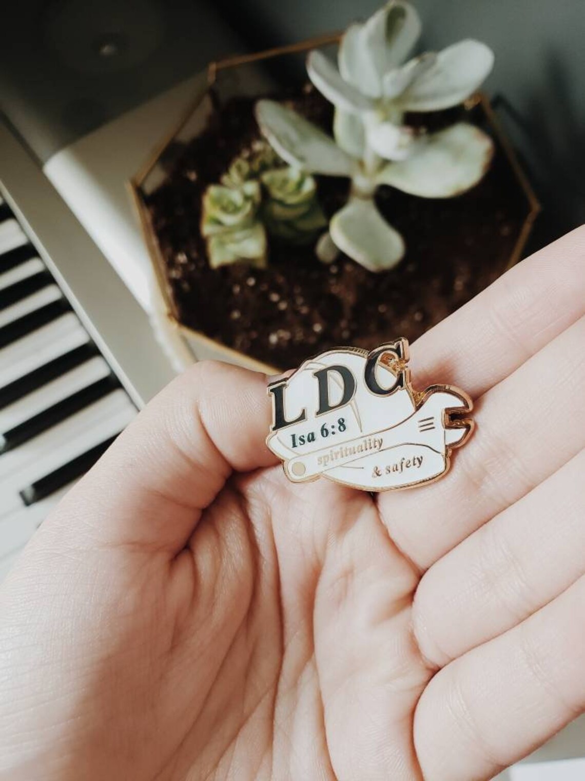 LDC Jw Pin / Spirituality and Safety / LDC gift / Jw gifts / | Etsy