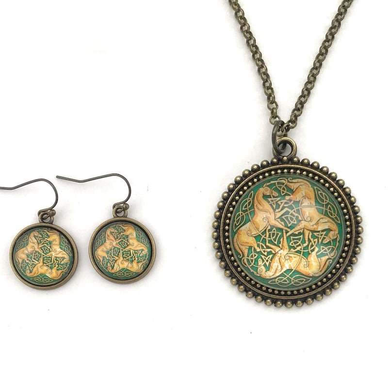 Dainty Celtic Jewelry Set - Etsy