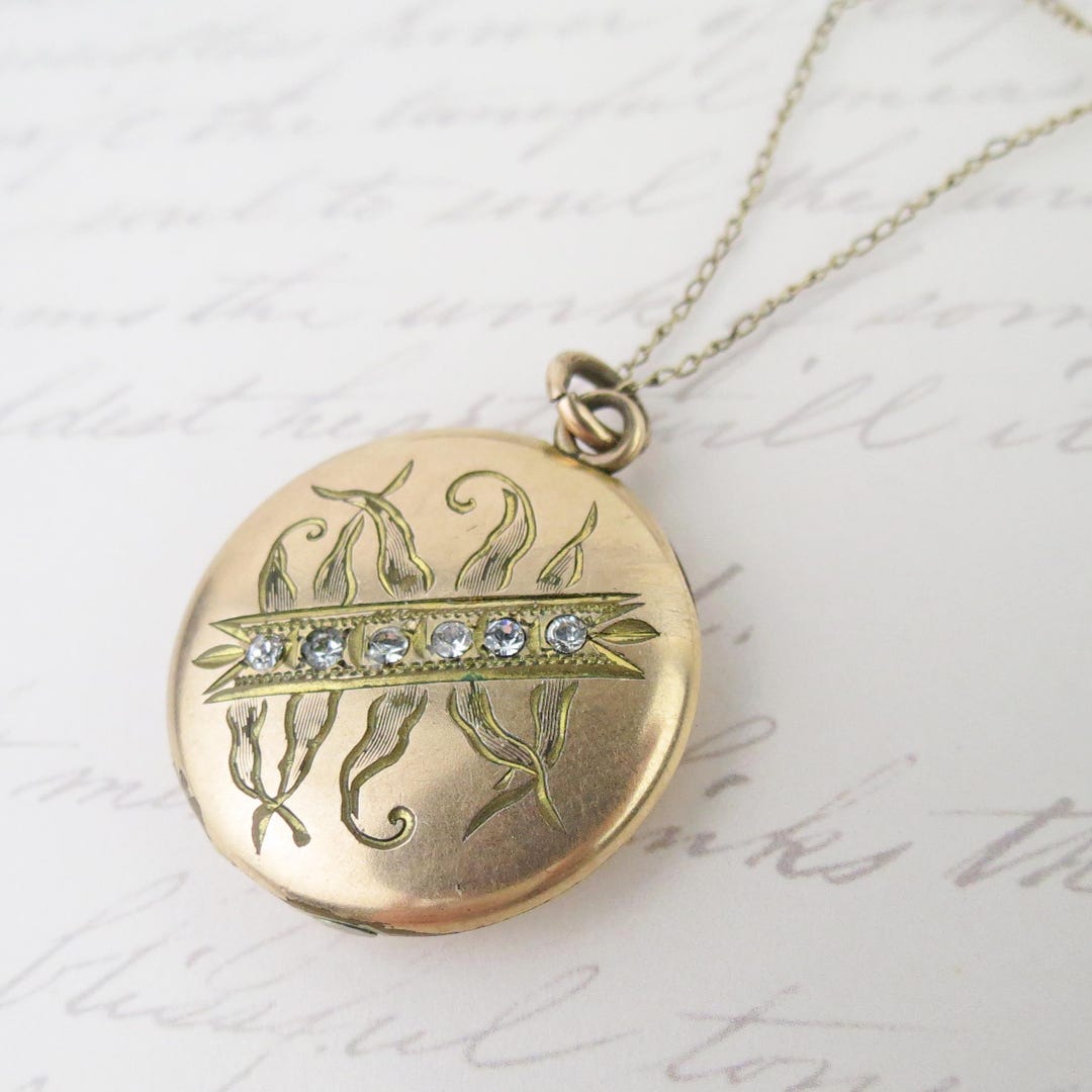 Antique Round Hand Engraved Leaf Design W/ Clear Stones Gold Filled ...