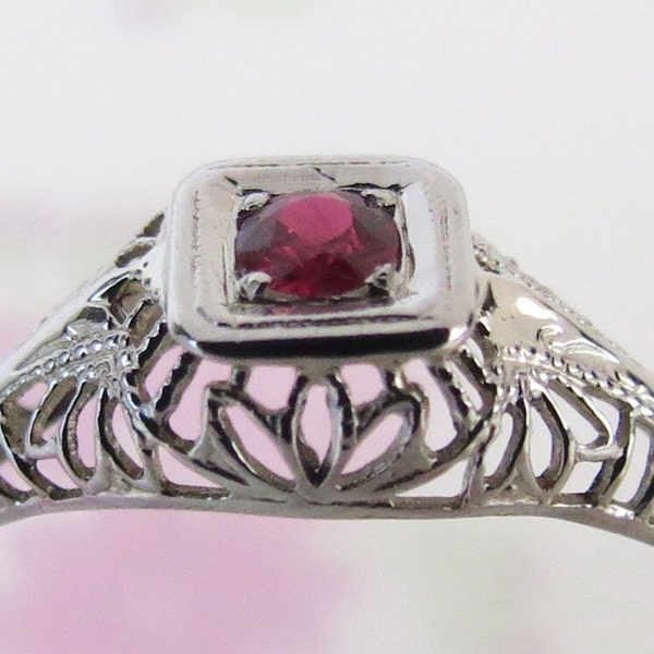 Ruby Filigree Ring - Etsy