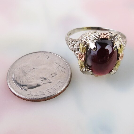 Vintage 10k three color gold filigree 1940s ring with… - Gem