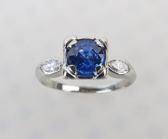 Scintillating royal blue brillant cut sapphire smooth… - Gem