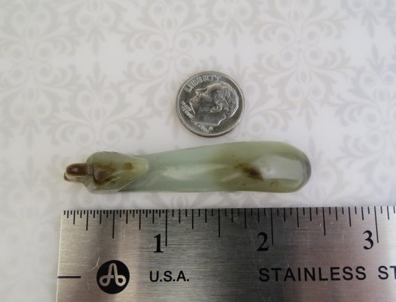 Vintage Chinese carved celadon brown nephrite jade De… - Gem