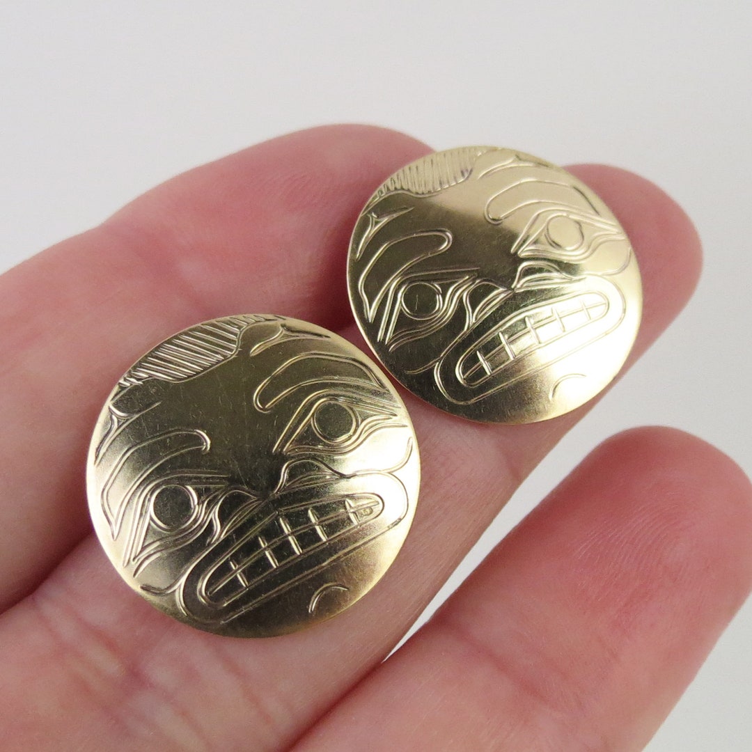 Haida NW Coast Round Beaver Design 14k Solid Yellow Gold Post Disc ...