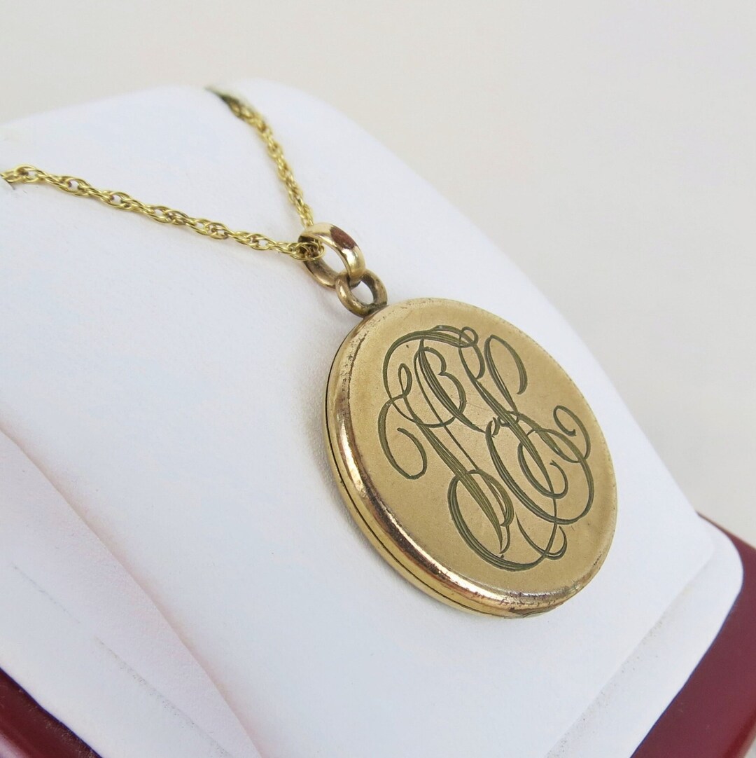 Ornate Victorian Gold Filled Love Locket and Chain , Monogrammed VEK - Etsy