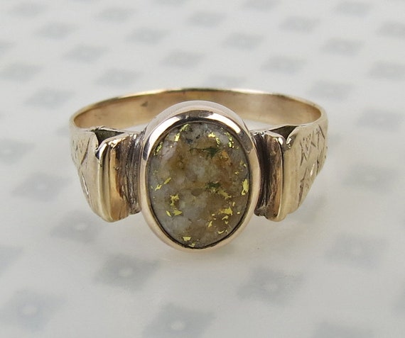 Antique 14k yellow gold, gold in quartz bearing gem, … - Gem