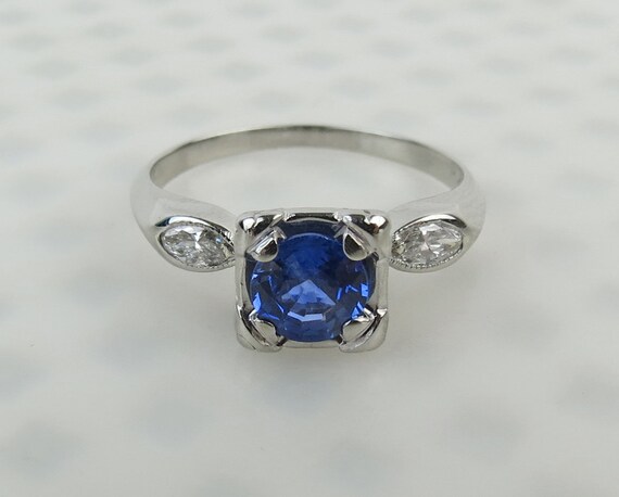 Scintillating royal blue brillant cut sapphire smooth… - Gem