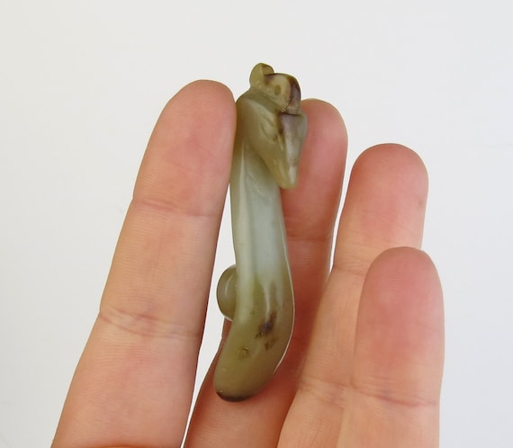 Vintage Chinese carved celadon brown nephrite jade De… - Gem
