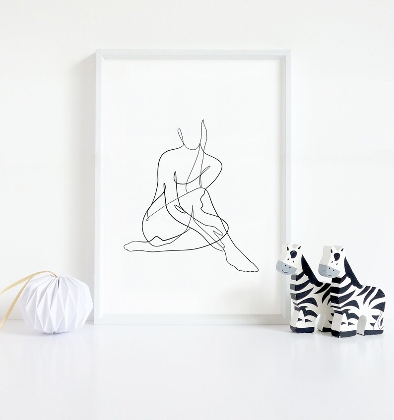 Female Figure Art, Curvy Woman Line Art Print, Feminine Line Drawing ...