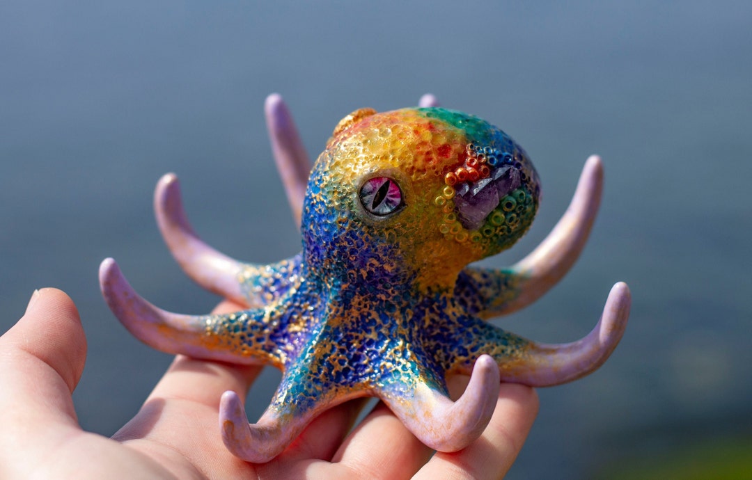 Octopus Tentacle Table Sculpture With Natural Amethyst Clay - Etsy