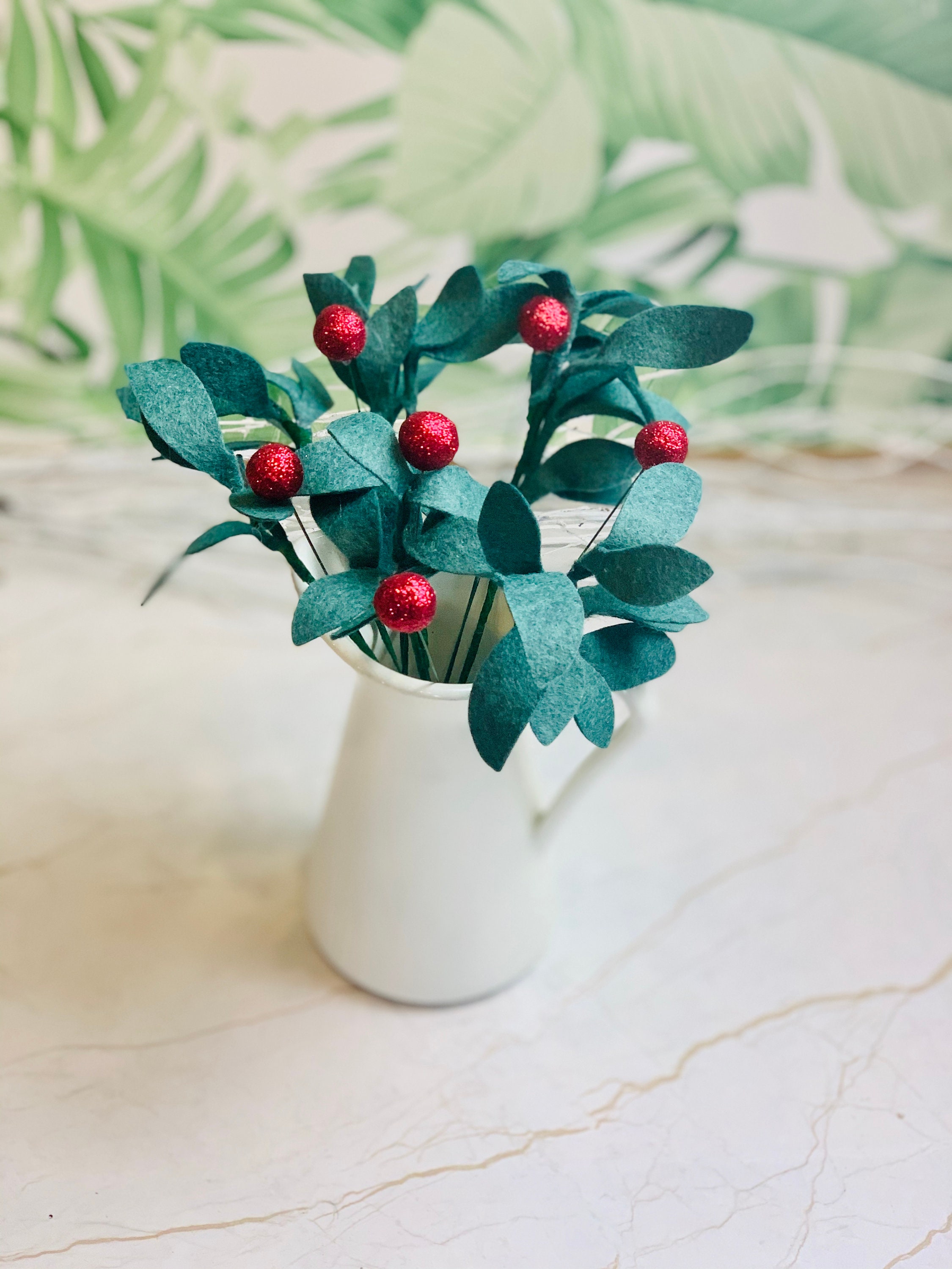 Christmas Table Decoration With Felt Sage and Glitter Berries - Etsy