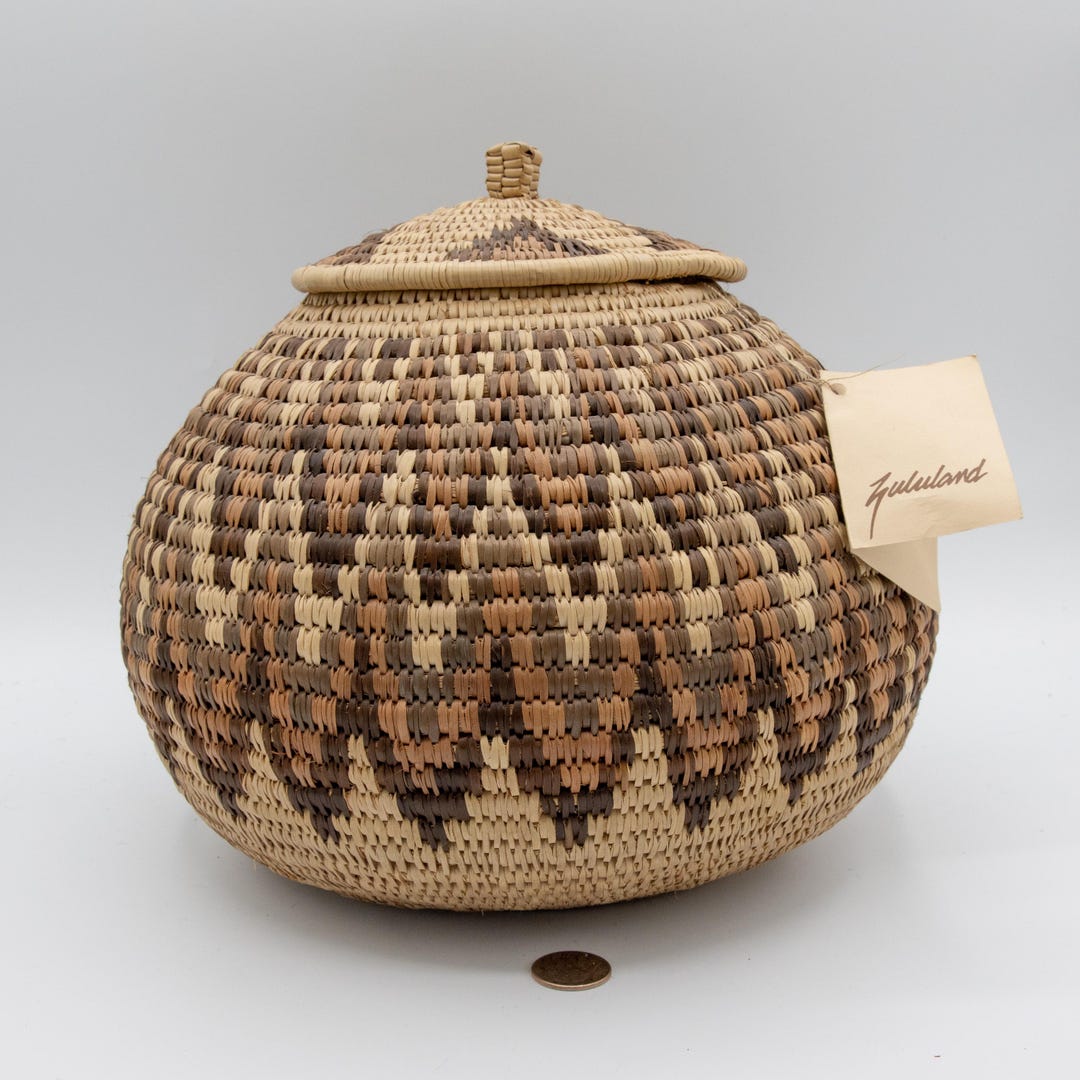 Zululand 12" Large Zulu Ukhamba Lidded Handmade Basket - Etsy