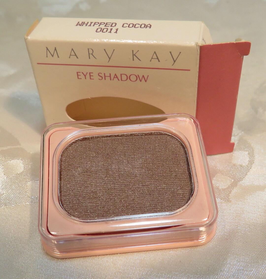 Whipped Cocoa Eye Shadow Contour Shade Neutral Midtone Color Hard to ...