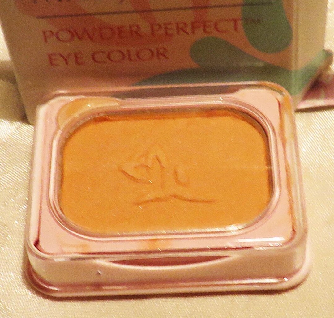 Mary Kay Marmalade Peach-orange Eye Shadow Color 11 Sold! Apply Dry or ...