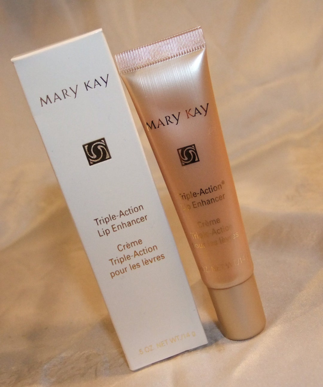 Mary Kay Triple Action Lip Enhancer Softer Smoother Lips Exfoliates ...