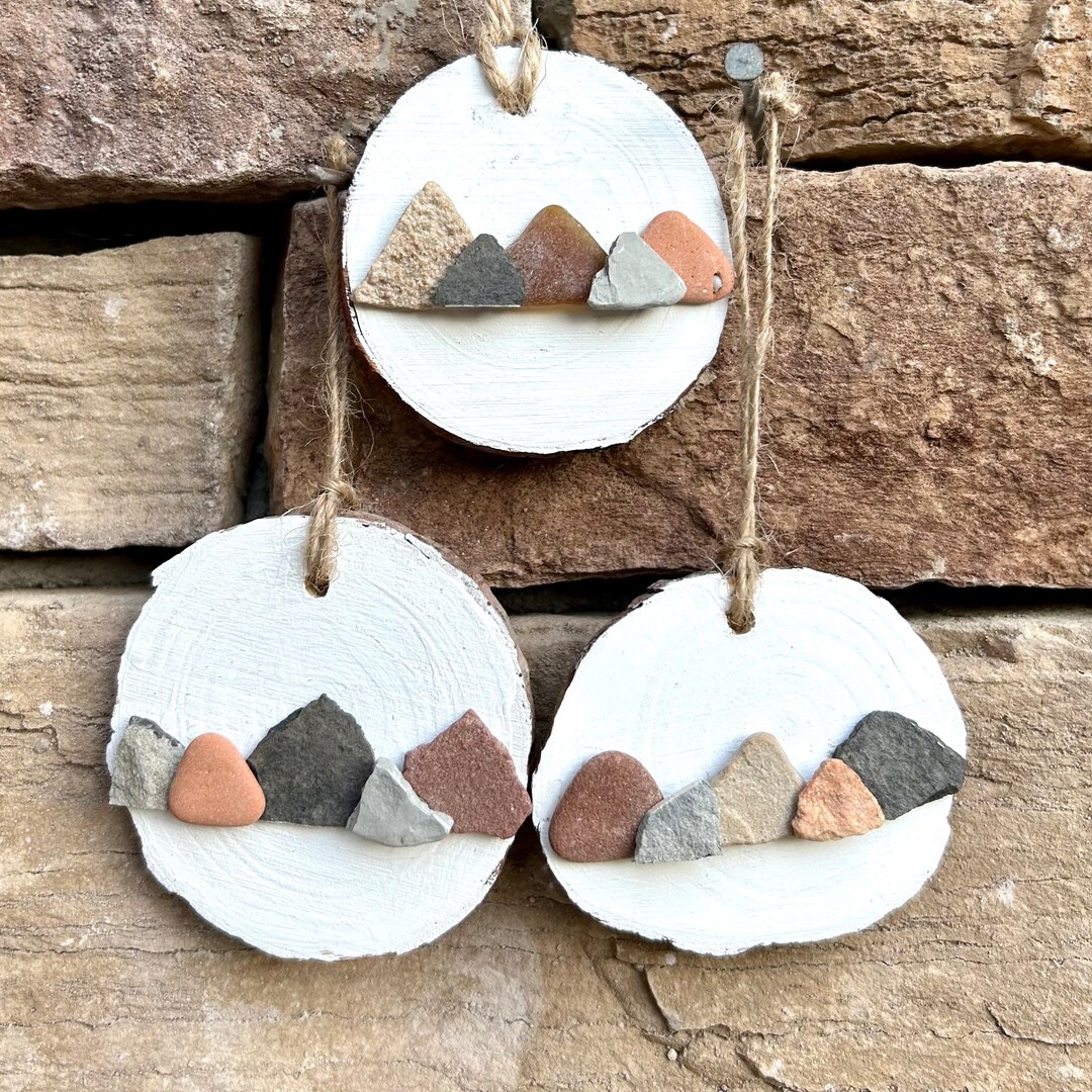 Handmade Mountain Pebble Art Ornaments on Wood Rounds (x1) - Etsy