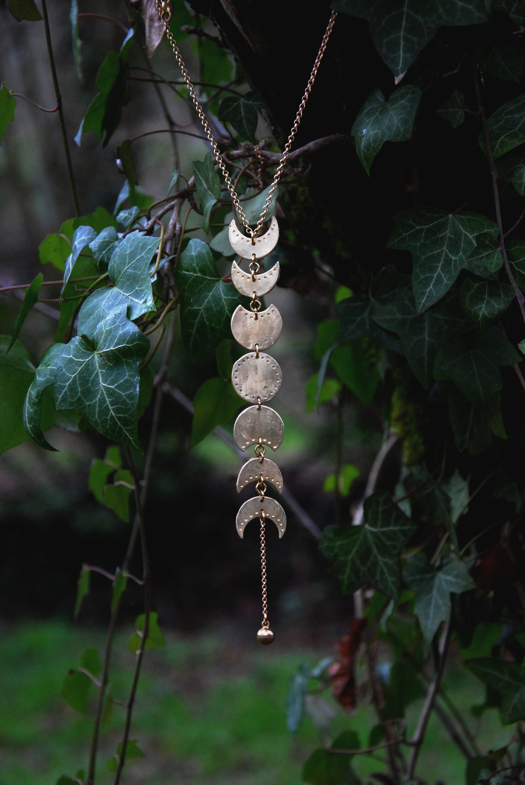 Collier Cycle lunaire en laiton martelé et poinçonné - Etsy France