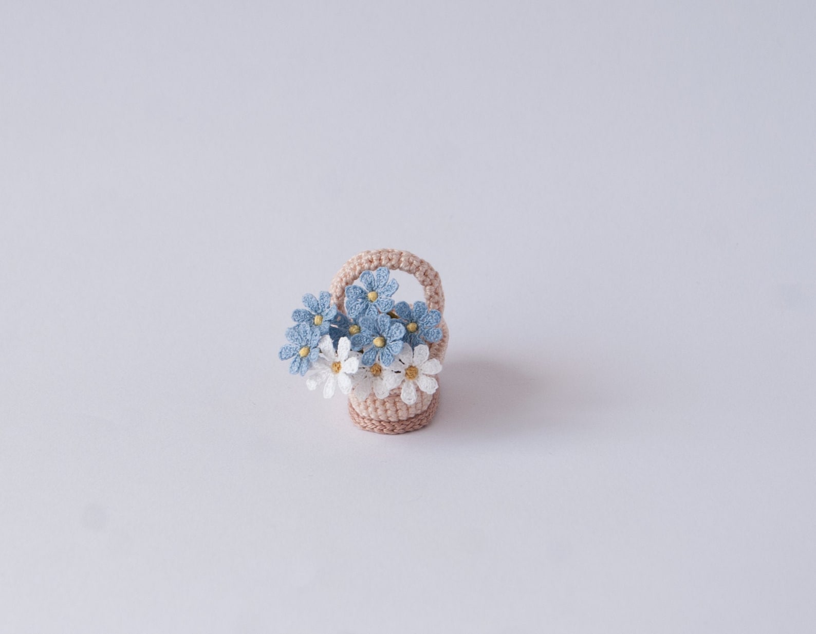 Miniature Daisies Flowers Bouquet Blue Daisies Miniature Basket Tiny ...