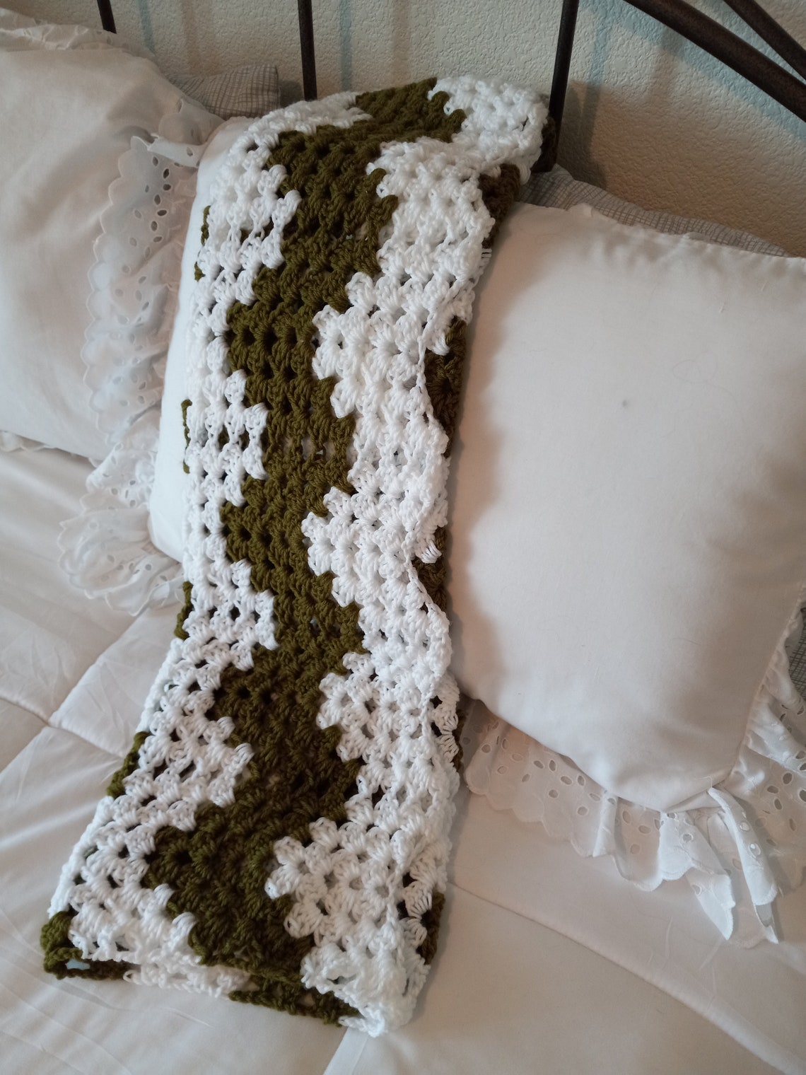 Charming Crocheted Granny Ripple Throw White and Olive Green | Etsy