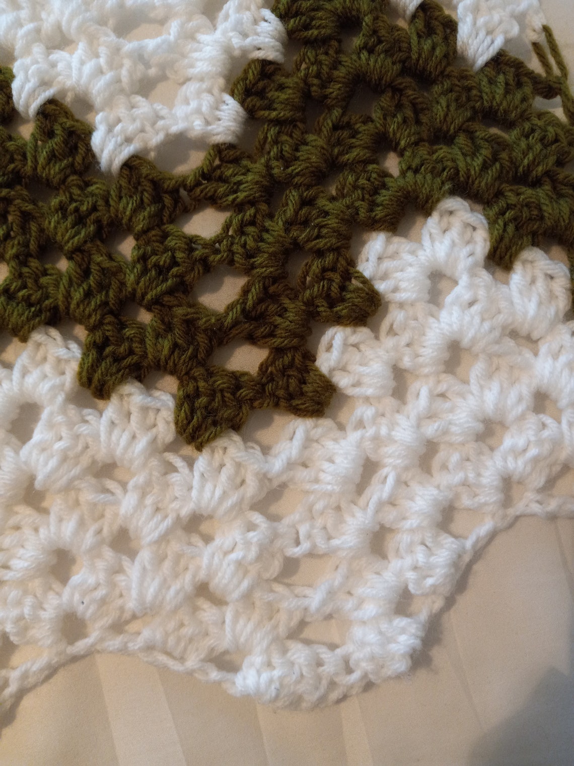 Charming Crocheted Granny Ripple Throw White and Olive Green - Etsy