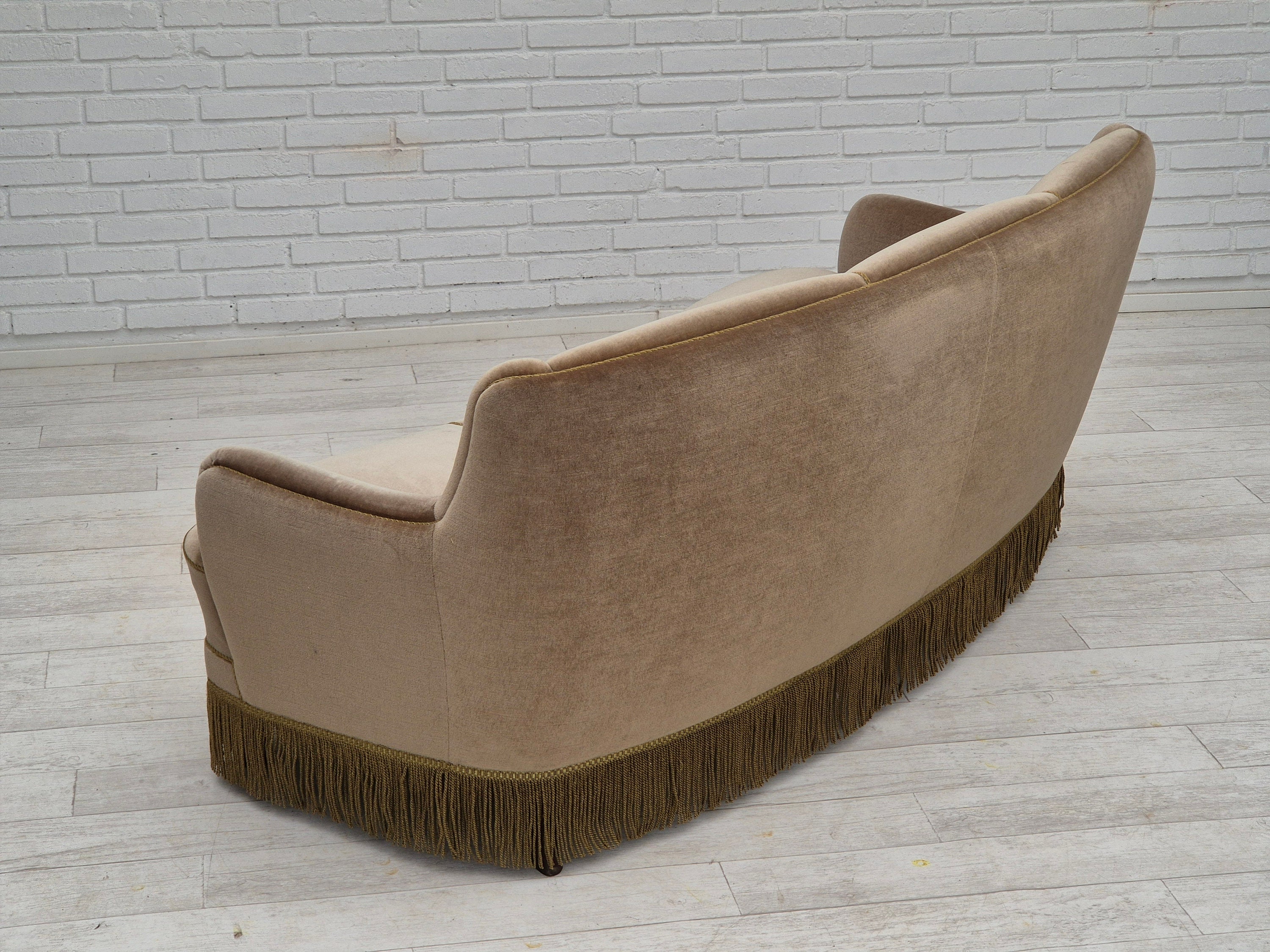 1970s, Danish 3-seater banan Sofa, Original Green Velour. - Etsy