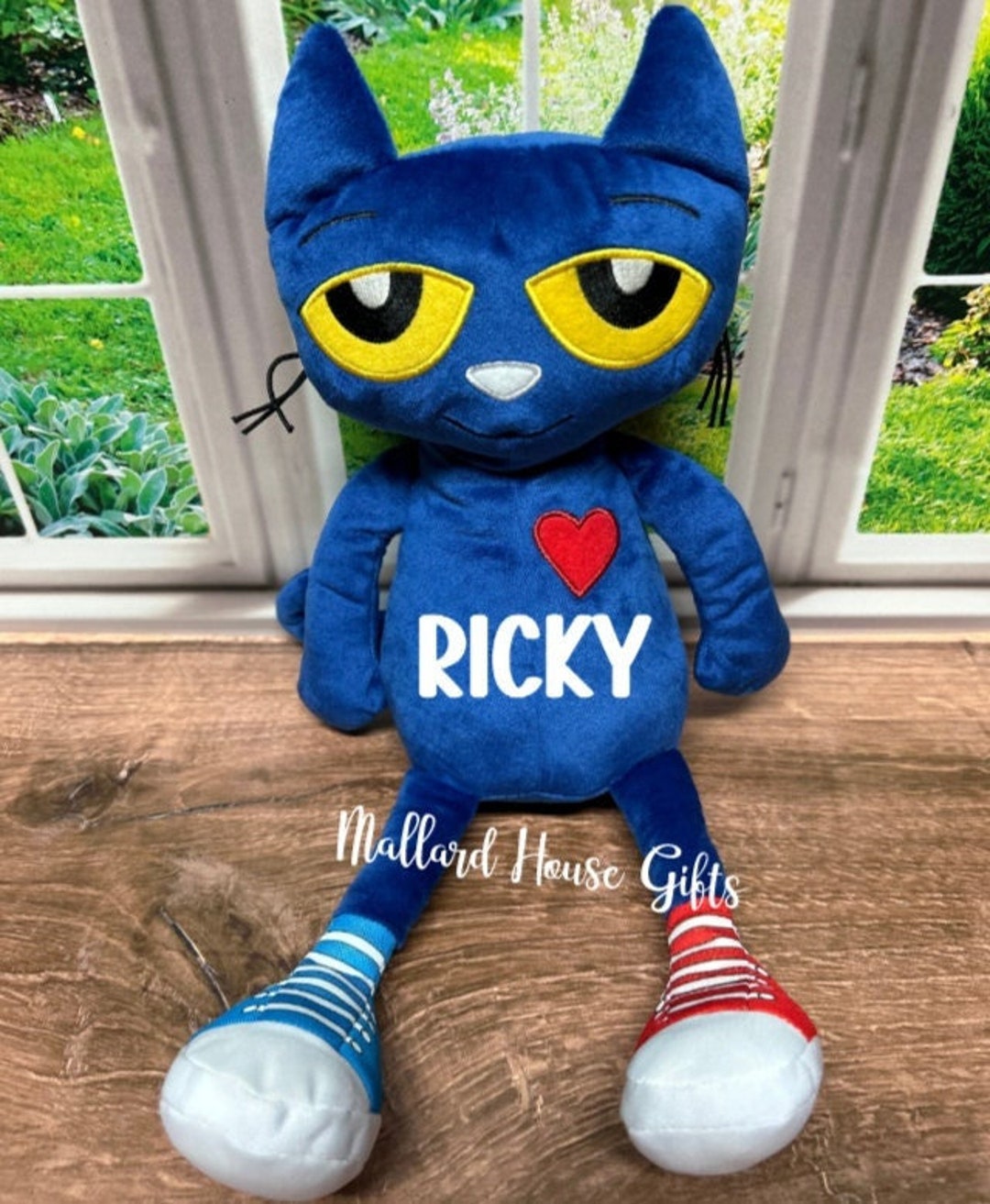 Personalized Pete the Cat Plush - Etsy