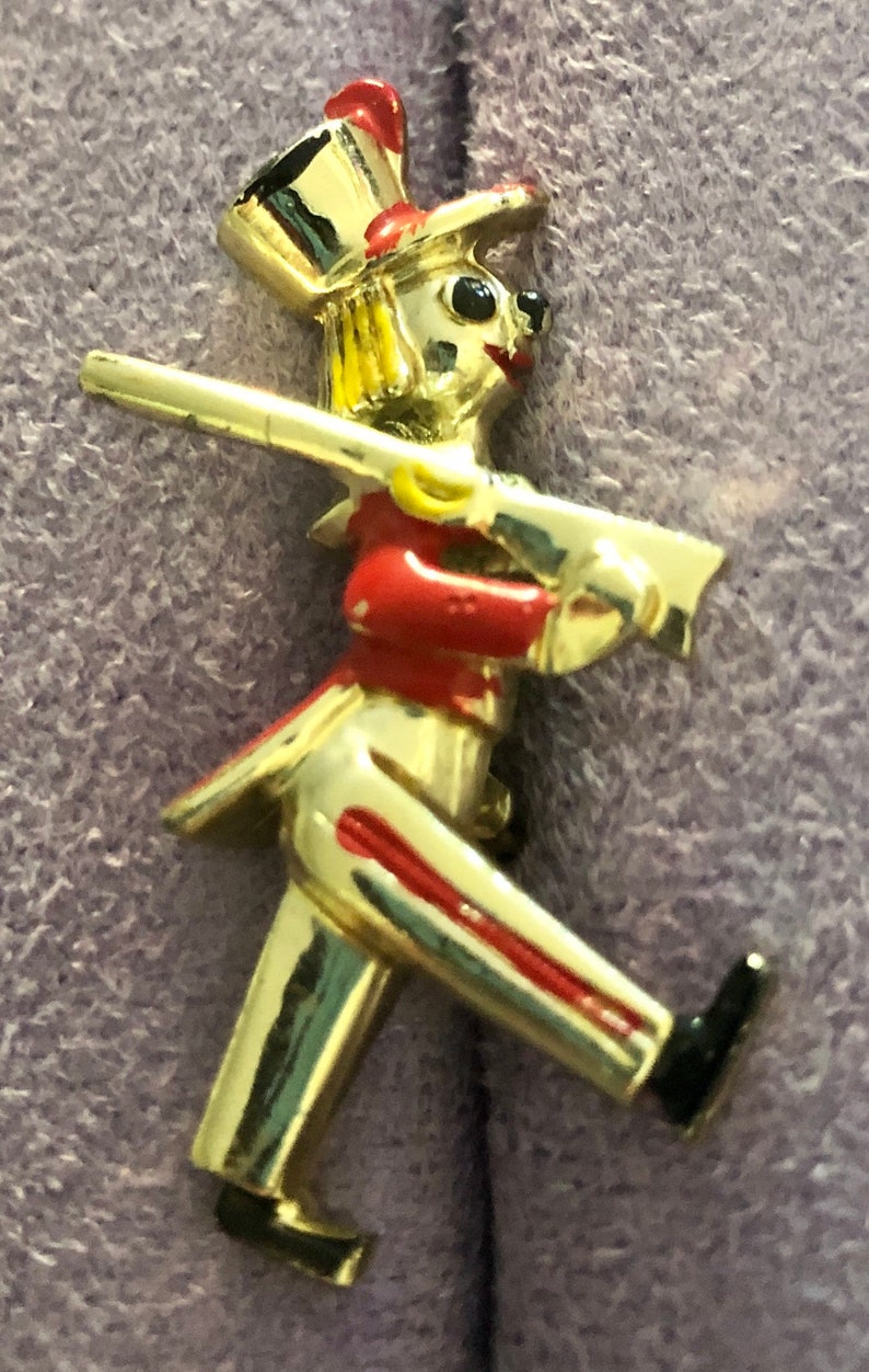 Vintage Marching Toy Soldier Brooch - Etsy