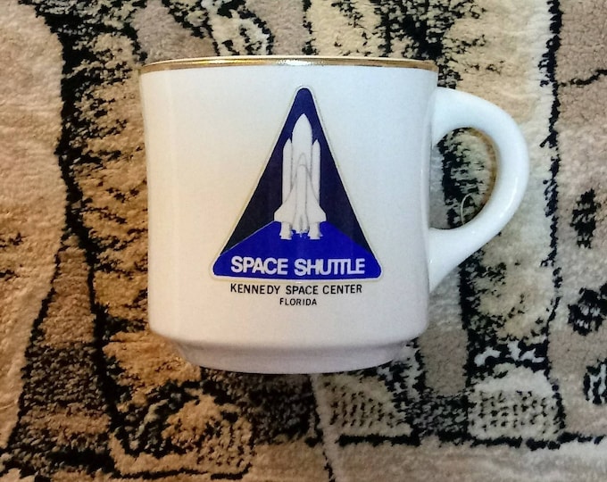 Vintage Kennedy Space Center MUG. Space Shuttle. Gold Rimmed. Ceramic ...
