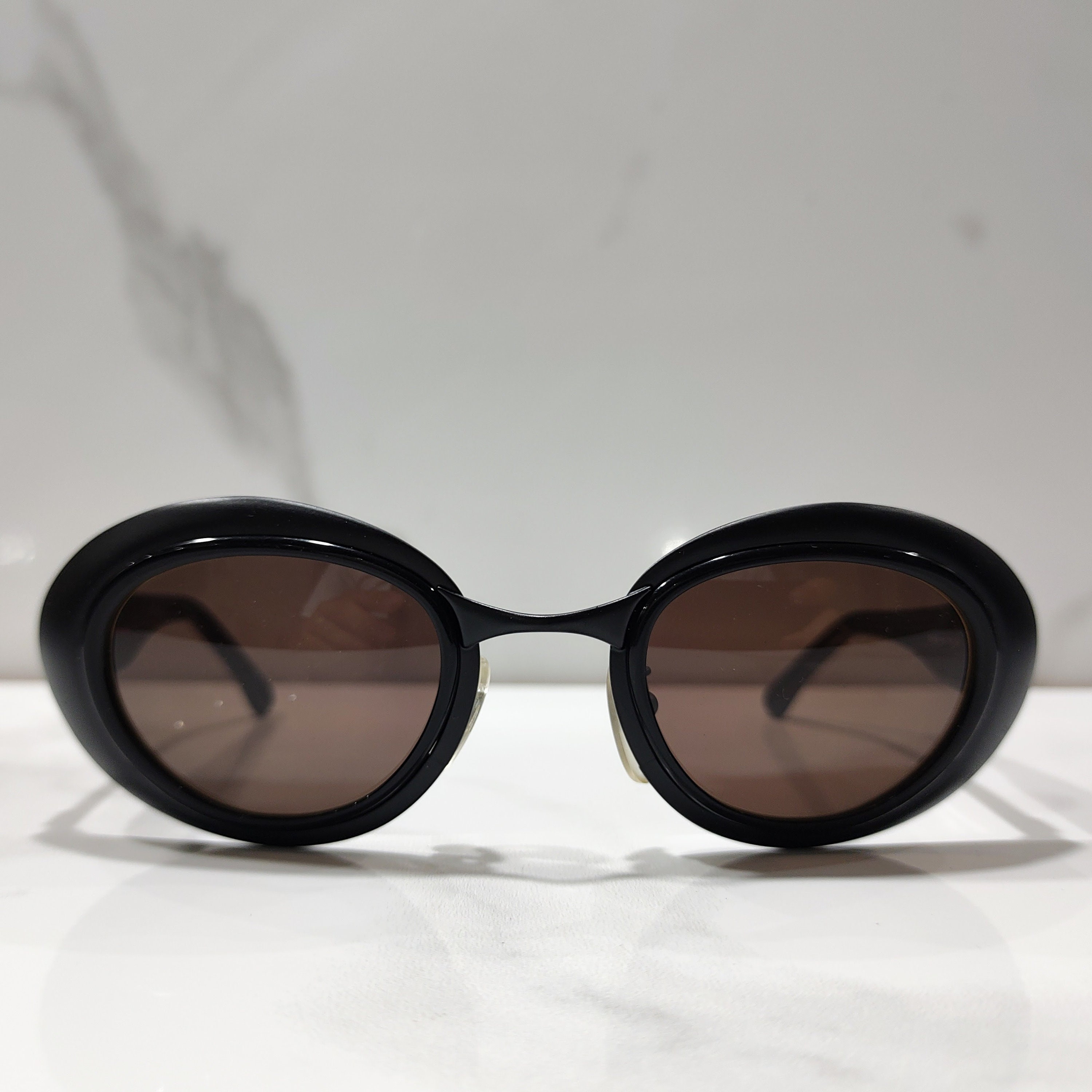 Fendi SL7113 Sunglasses Lunette Brille Cat Eye 90s Y2k Fendi SL7113 Sunglasses Lunette Brille Cat Eye 90s Y2k