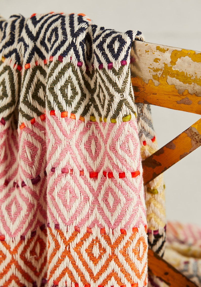 Diamond Handloom Cotton Throw | Cotton Throw With Tassels | Diamond ...
