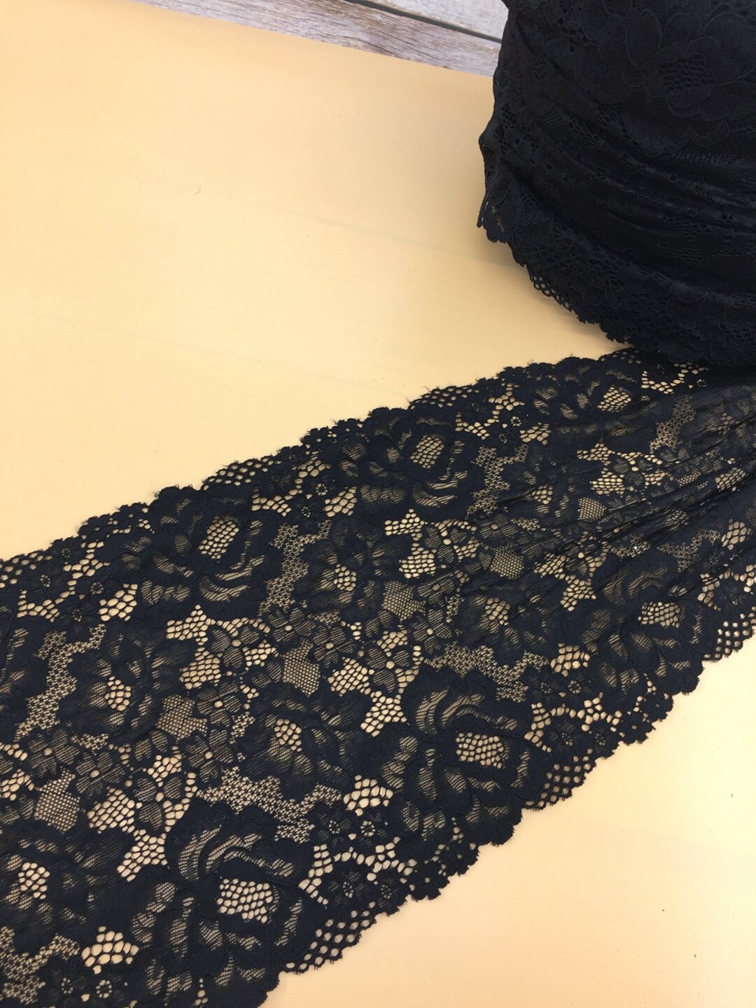 8.6 Inche Width Stretch Black Lace Design 90 Nylon / 10 Spandex Soft ...