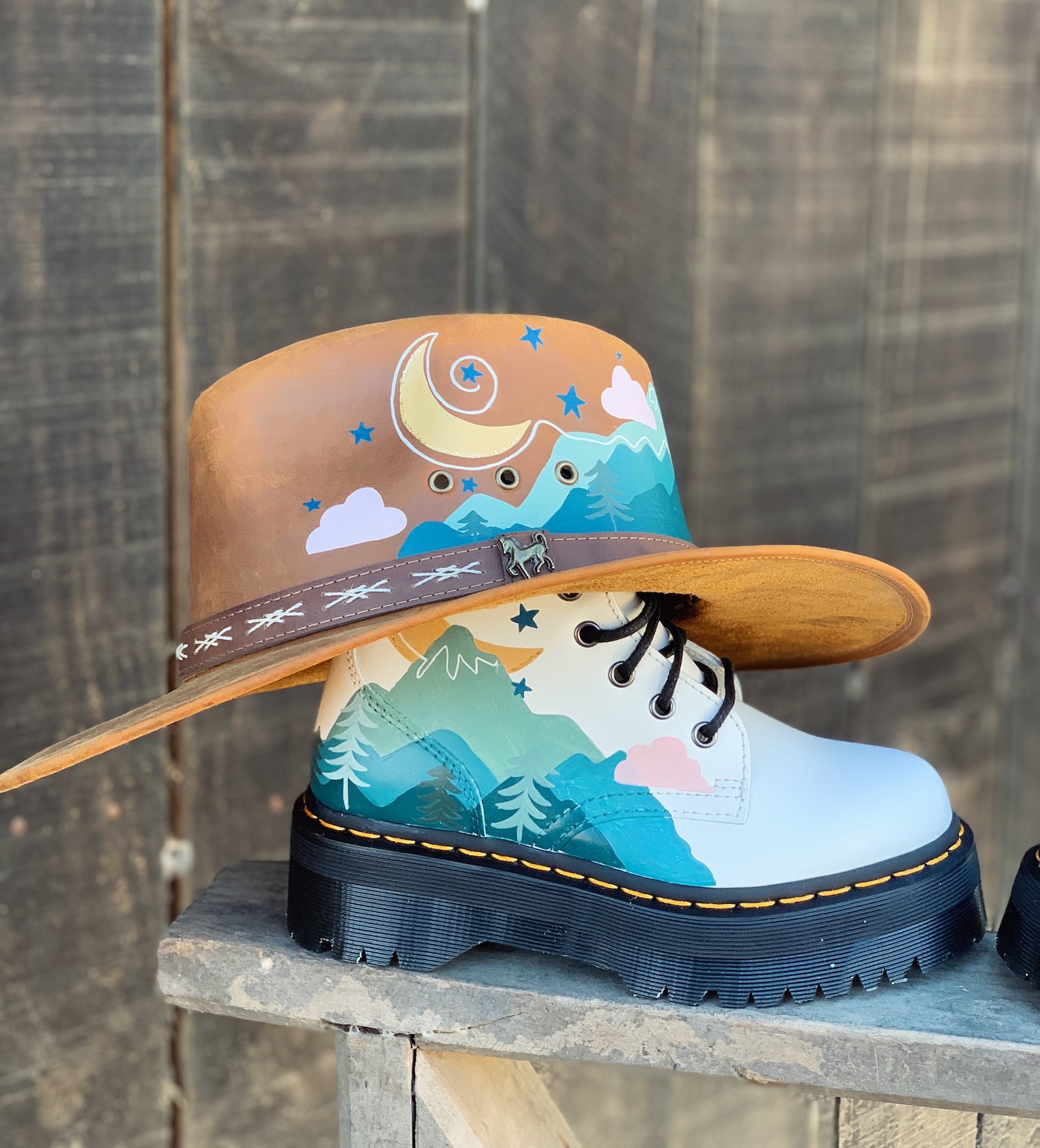 Custom Shoes. Leather Boots Sneakers Painted Men & Woman - Etsy