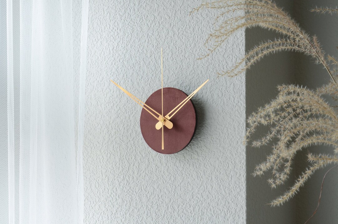 Small Clock for Wall Solid Color Decorative Small and Minimalist Style ...