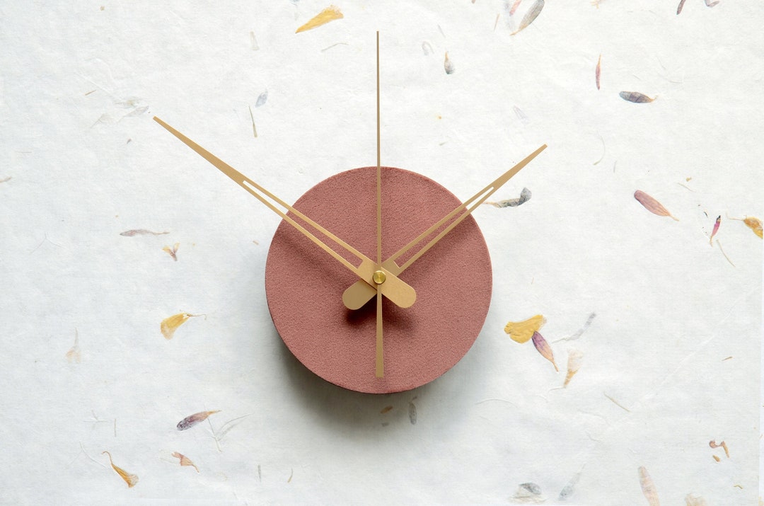 Small Clock for Wall - Solid Color Decorative Small and Minimalist ...