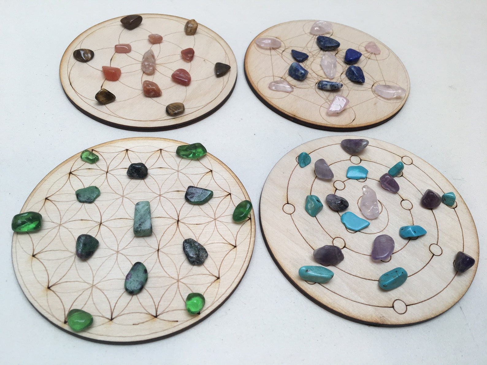 Set of 4 Mini Wooden Crystal Grid Plates Metatrons Cube | Etsy UK