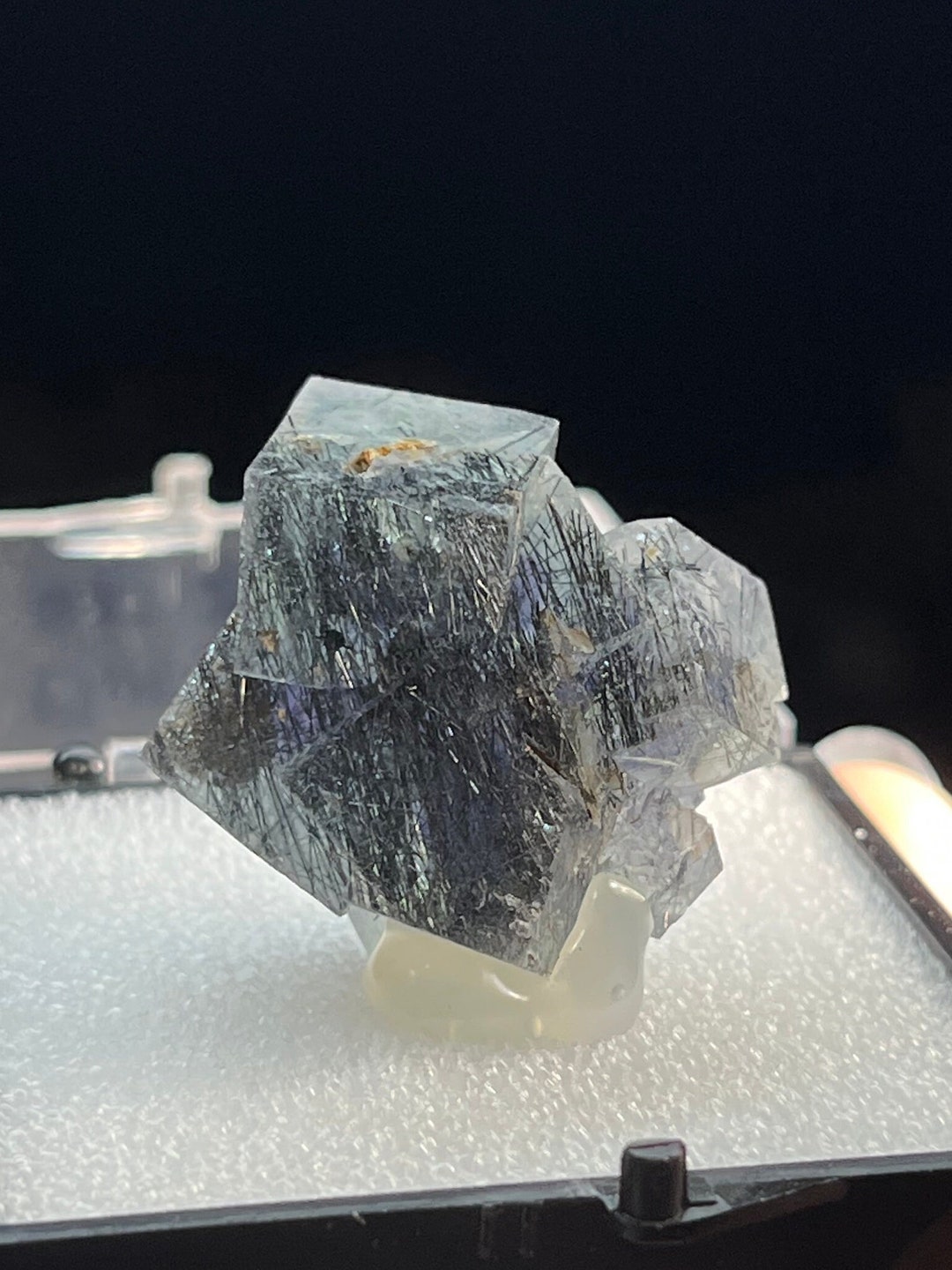 Fluorite With Bismuthinite Glassy Cubic Formation With Purple Phantom ...