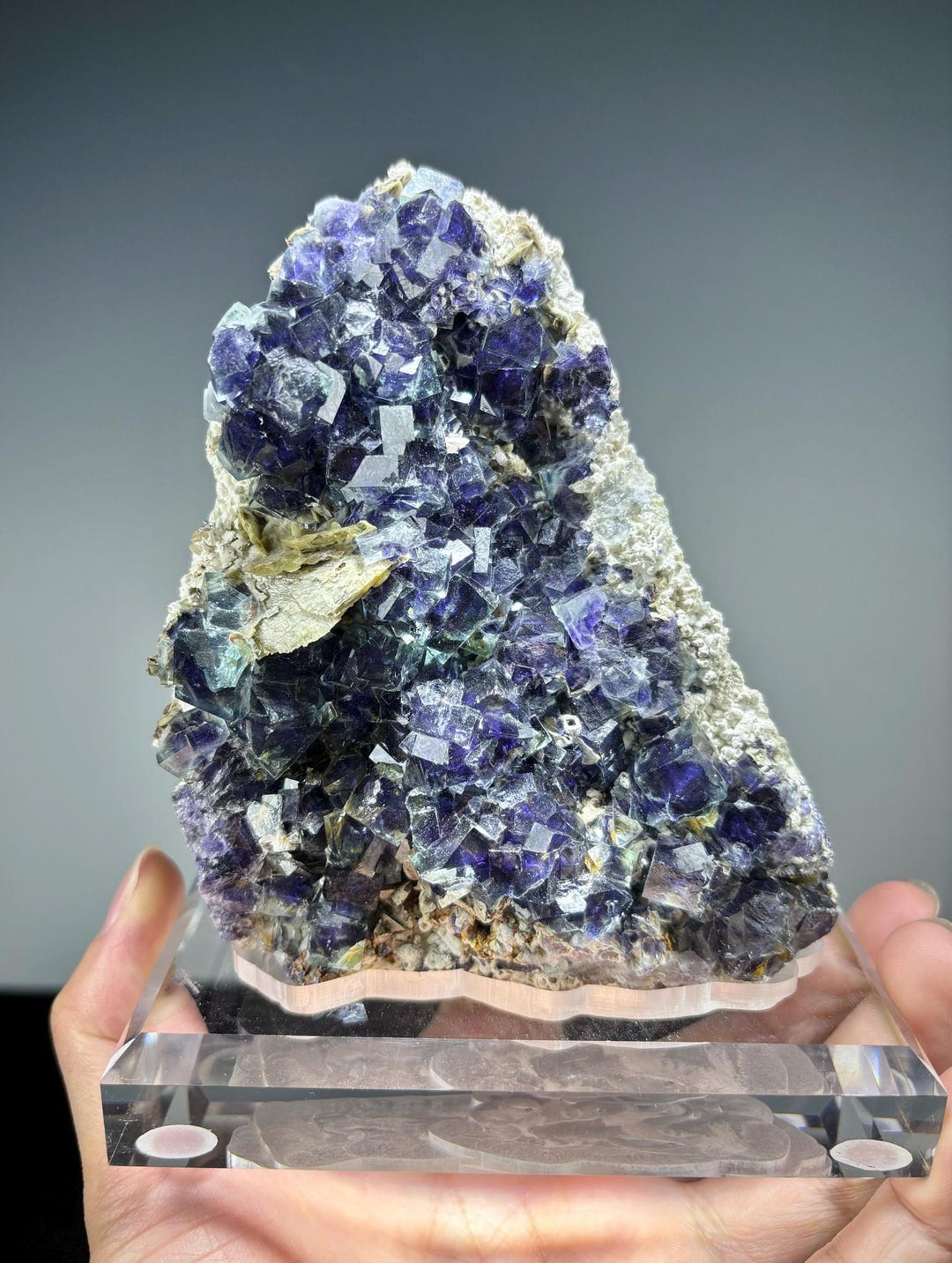 5" Fluorite Cubic Formation With Siderite / Purple Phantom From Yindu ...