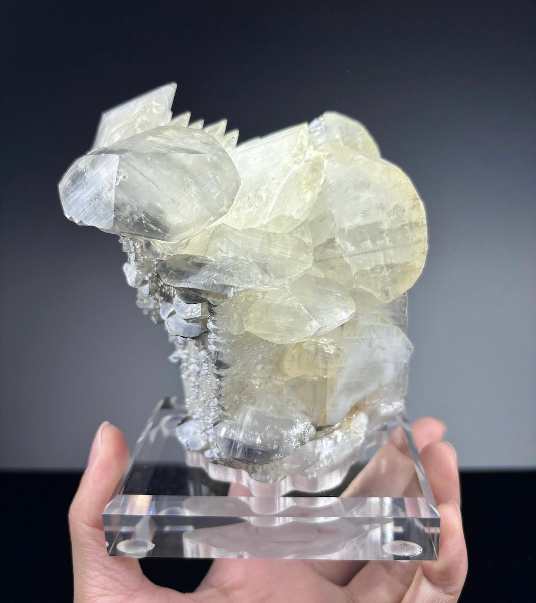 Calcite With “benz” Formations From Chenzhou, Hunan, China / Mineral ...