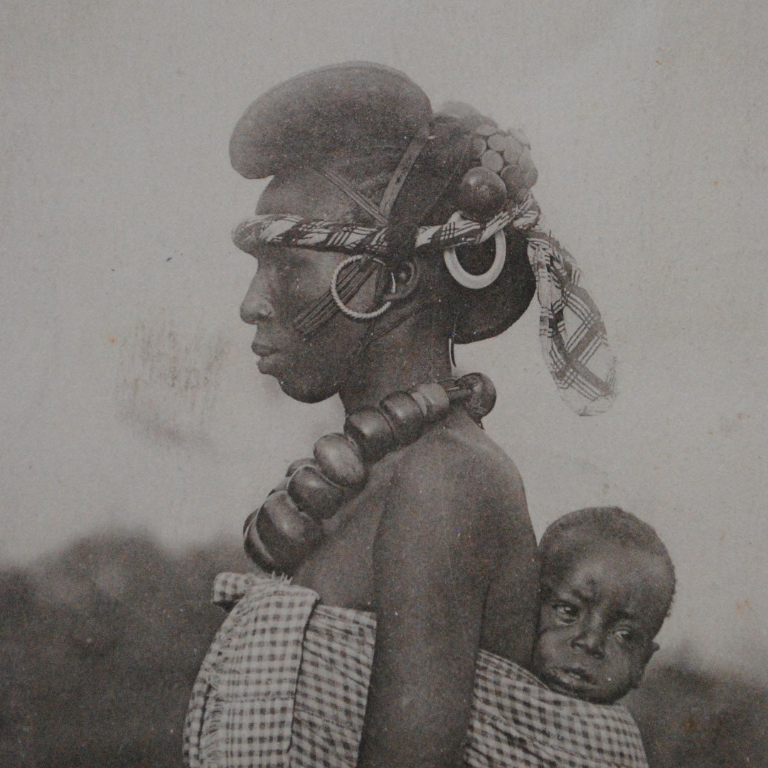 Art africain Rare portrait de femme Malinké avec coiffure Foulah ...