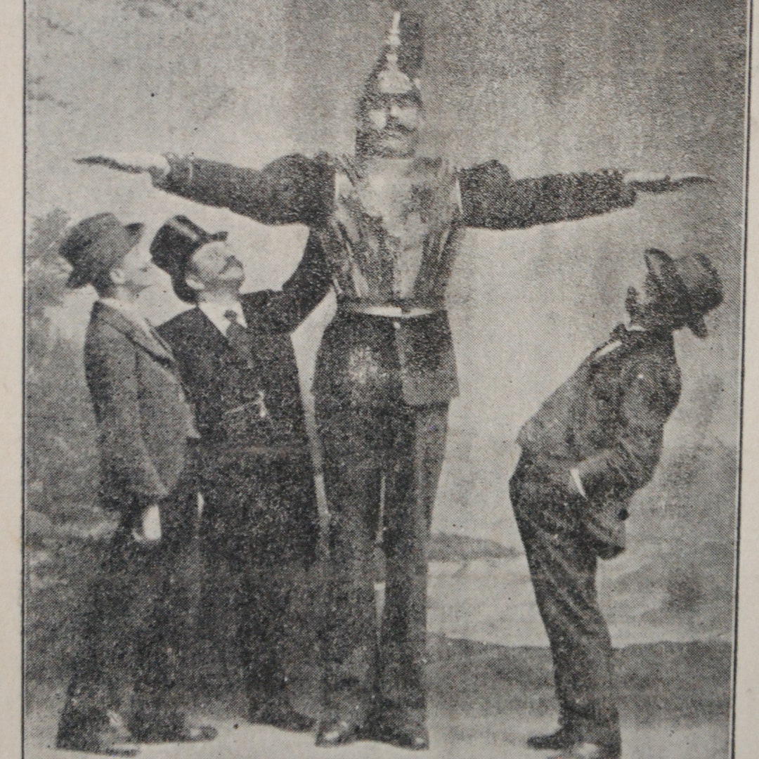 Freaks Rare Giant Man Postcard Old-fair Monster Thomas Dilkens-giant ...