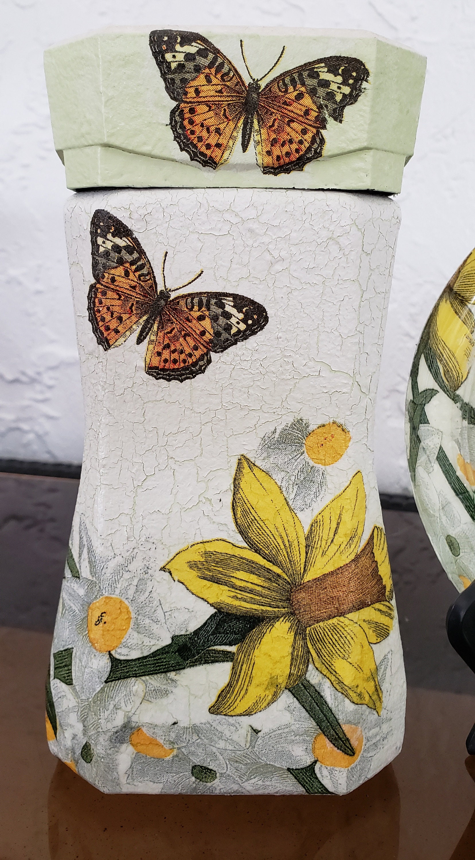 Spring Flowers Yellow Garden Theme Glass Jar With Top Round - Etsy