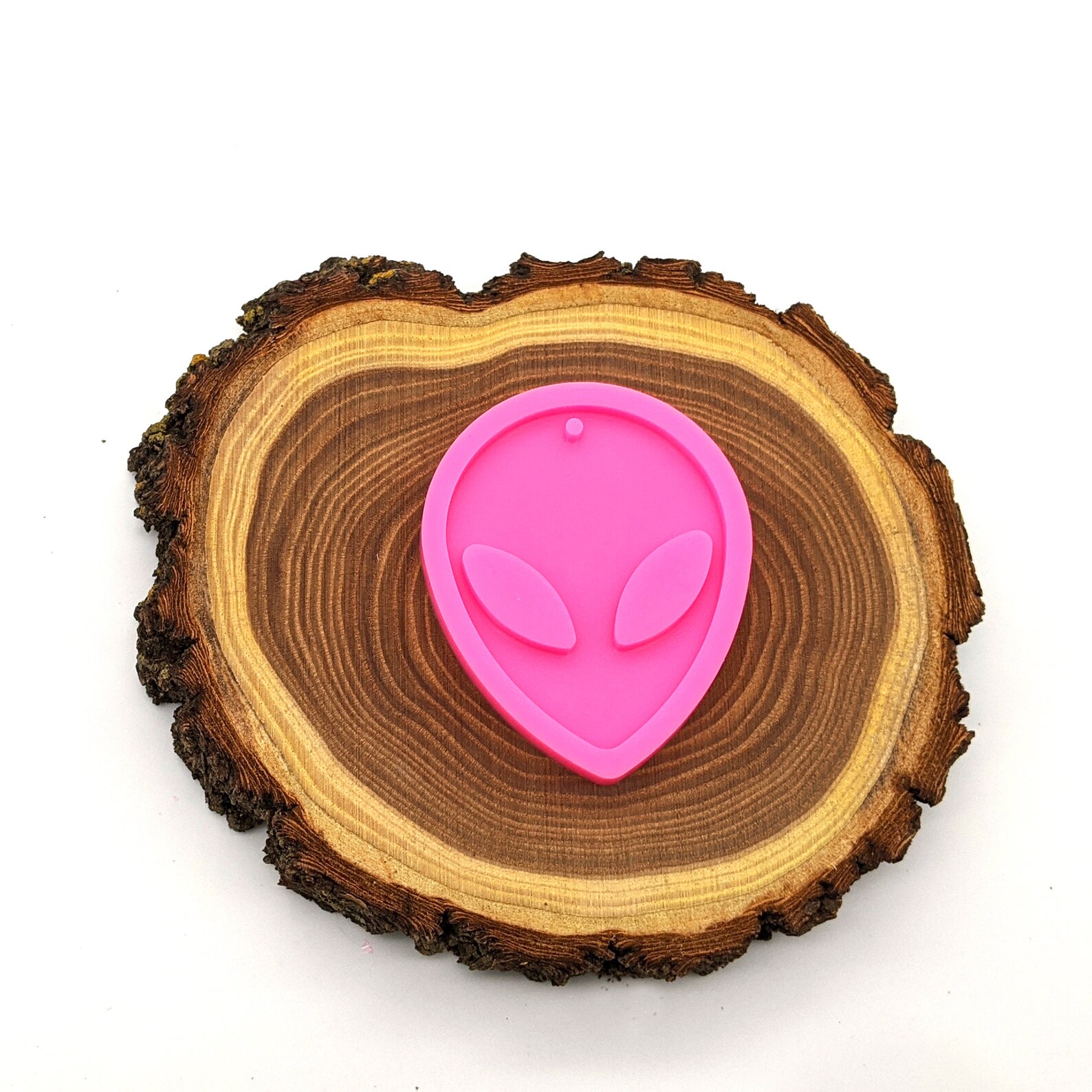 Alien Shiny Silicone Mold for Epoxy Resin Keychain Jewelry - Etsy