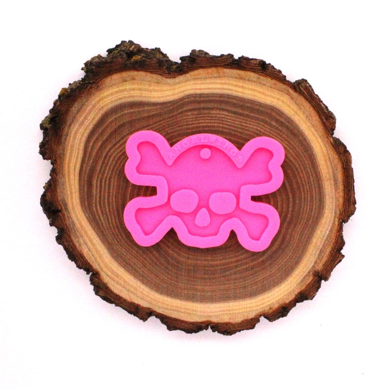 Skull and Bones Silicone Mold for Epoxy Resin Keychain | Etsy