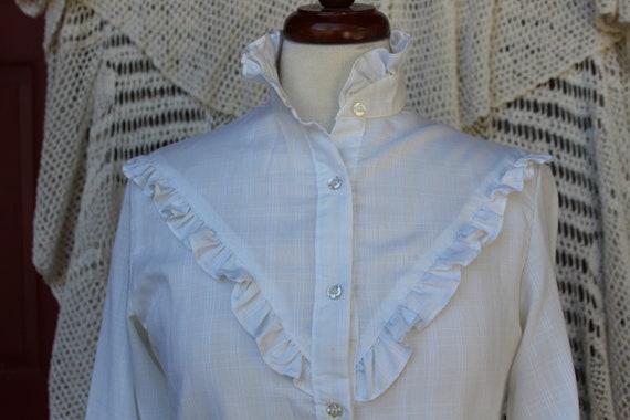 Ladies 80's Victorian White Ruffled Blouse, VINTG Hig… - Gem