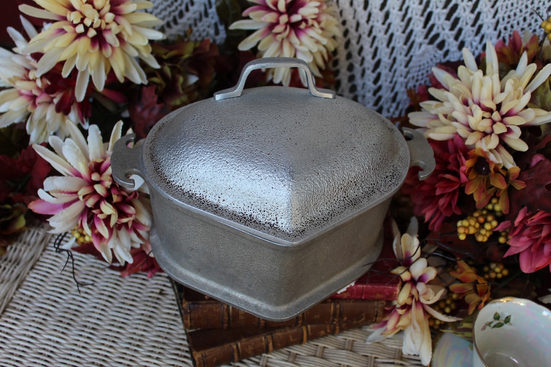 1950's Heart Shaped 2-qt. Roaster Pan / Midcentury Guardian Service ...