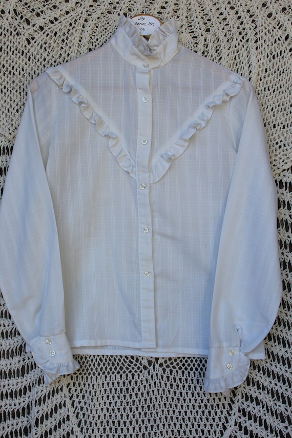 Ladies 80's Victorian White Ruffled Blouse, VINTG Hig… - Gem