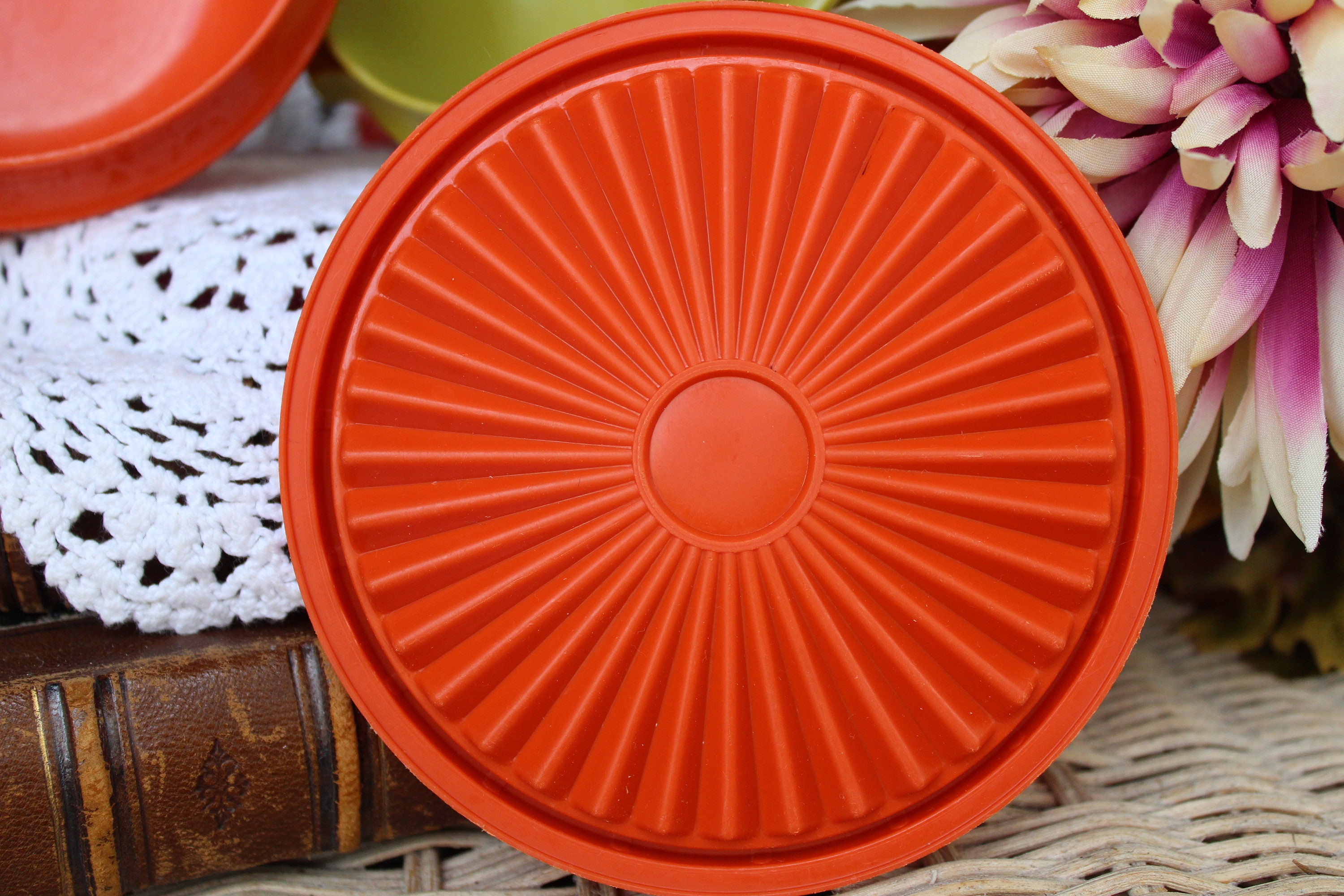 Vintage 70's Tupperware Bowls / Avocado Green Orange - Etsy