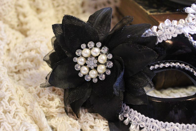 Women's Dramaticly Sparkling Gypsy Mystery Mask One Size | Etsy