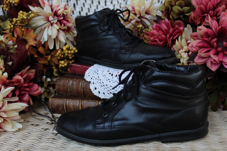 Ladies Vintage Black Leather Ankle Boots / Comfy Lace up Low Cut Ankle ...